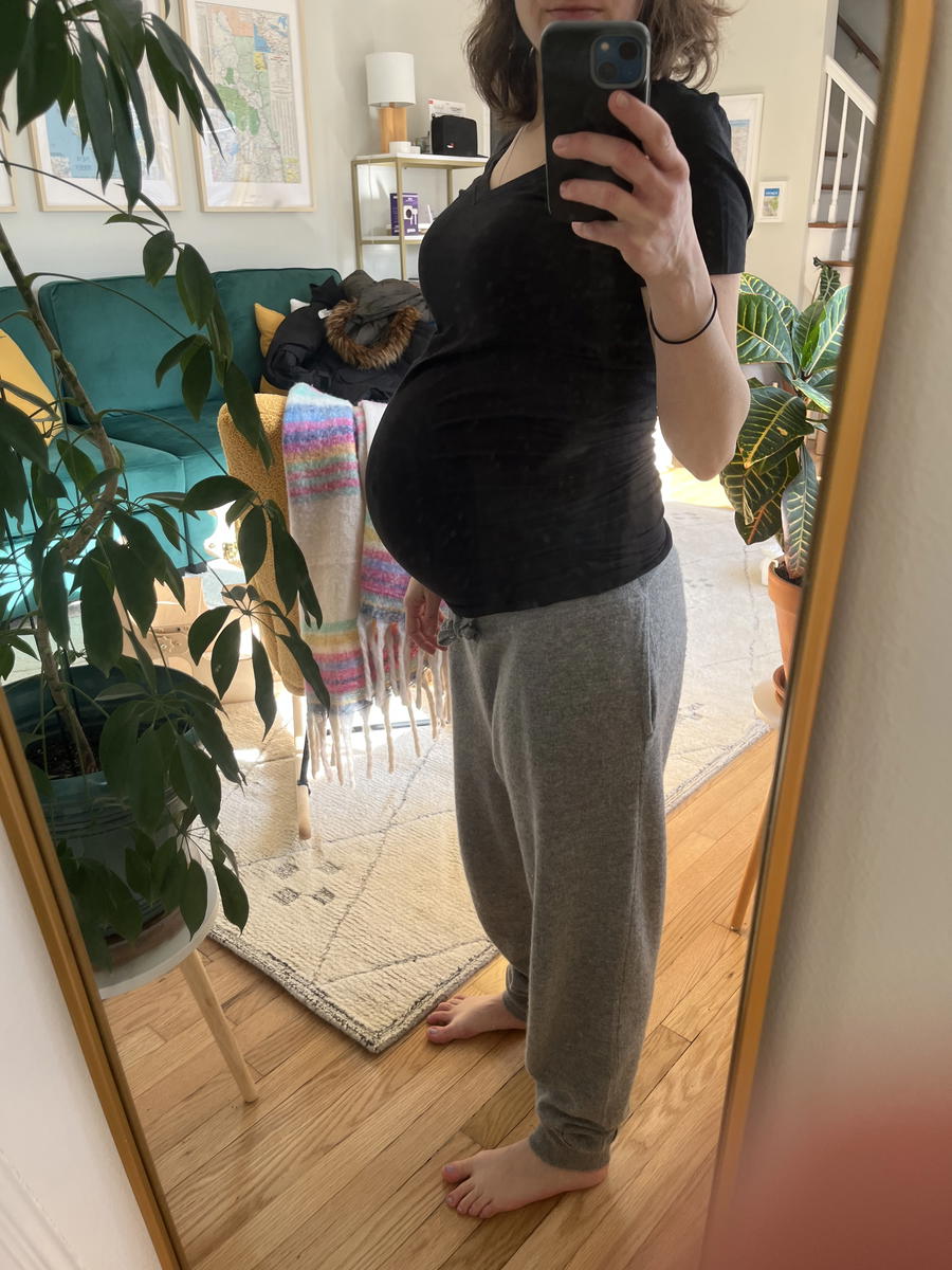 Quince Maternity Collection Review: See What I Tried (and What I Like!)