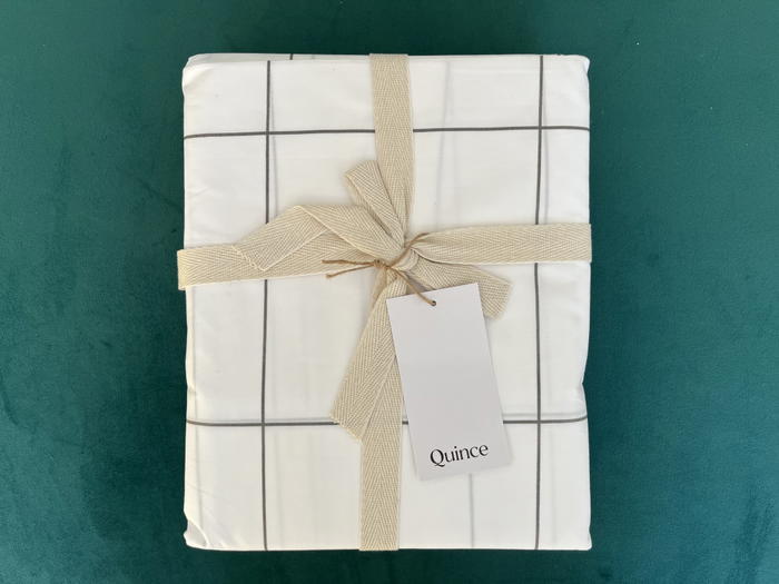 Quince Sheet Set Review: Bamboo vs Linen vs Percale