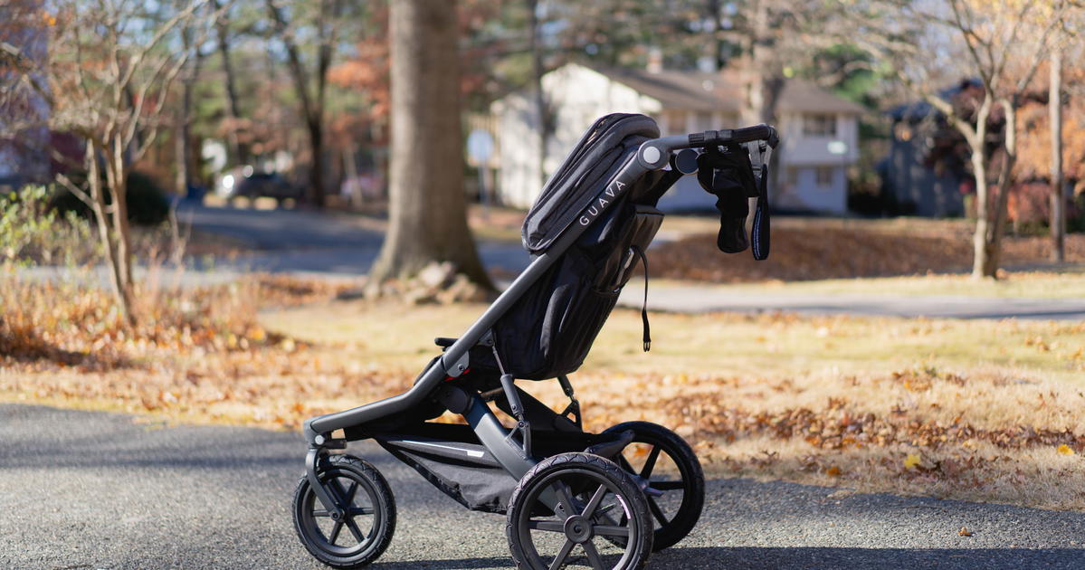 Guava Roam Stroller Review: Jogging Stroller, Travel Stroller or Both?