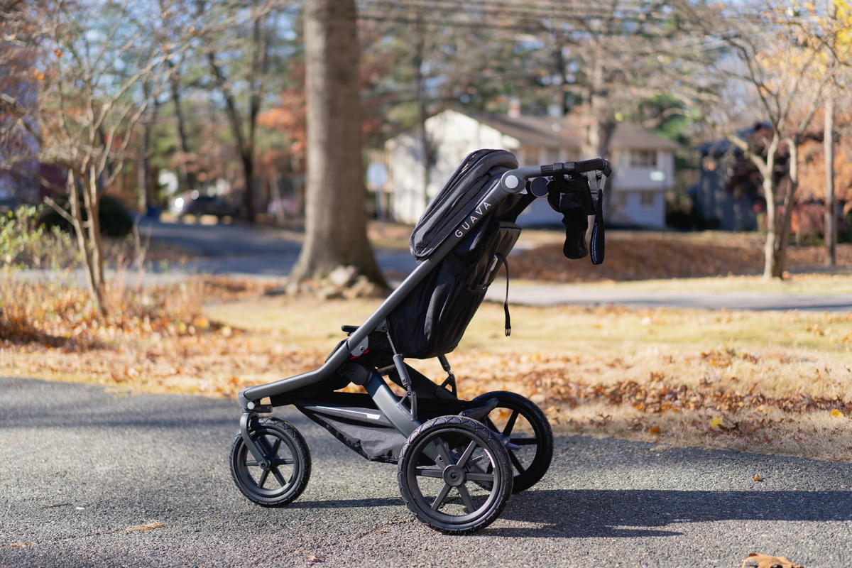 Guava Roam Stroller Review: Jogging Stroller, Travel Stroller or Both?