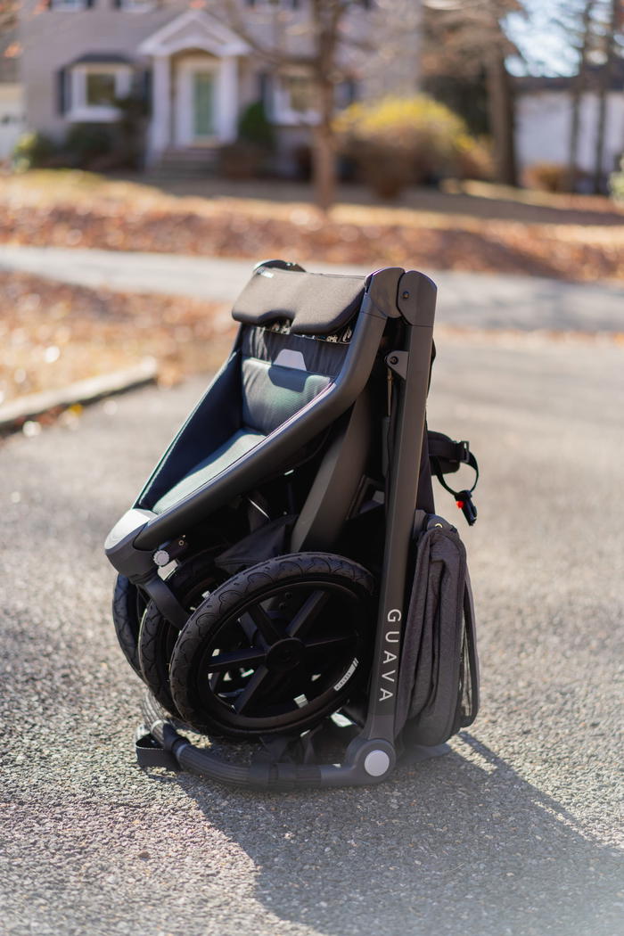 Guava Roam Stroller Review: Jogging Stroller, Travel Stroller or Both?