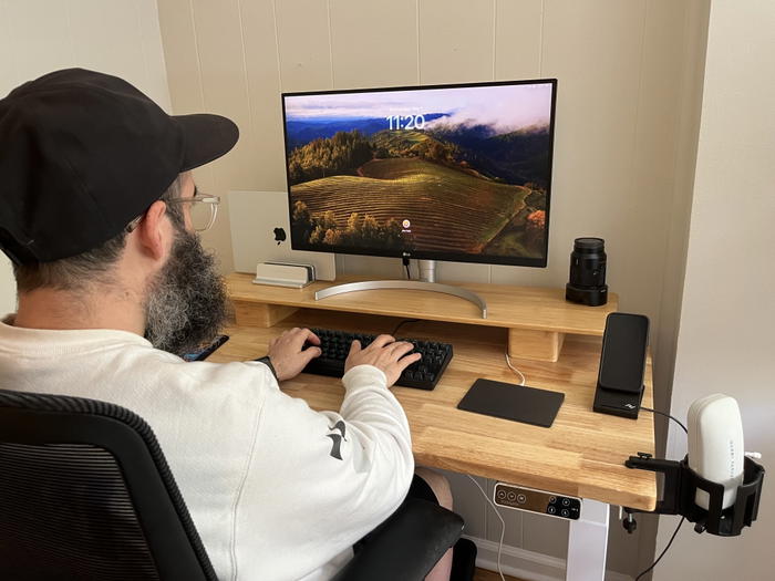 FlexiSpot Bamboo Monitor Stand Review: Space-Saving Desk Riser