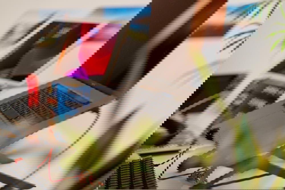 How to Create a Shared Home Office Space for Two