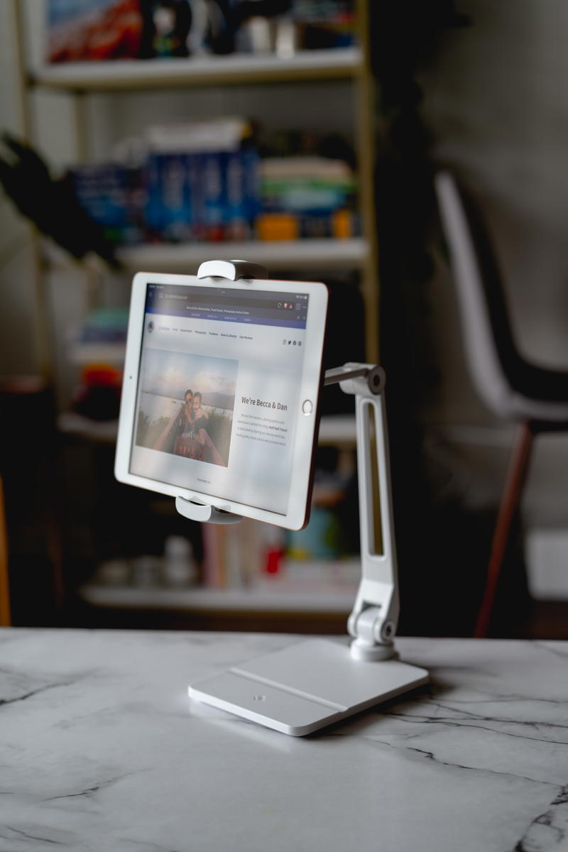 How to Create a Shared Home Office Space for Two