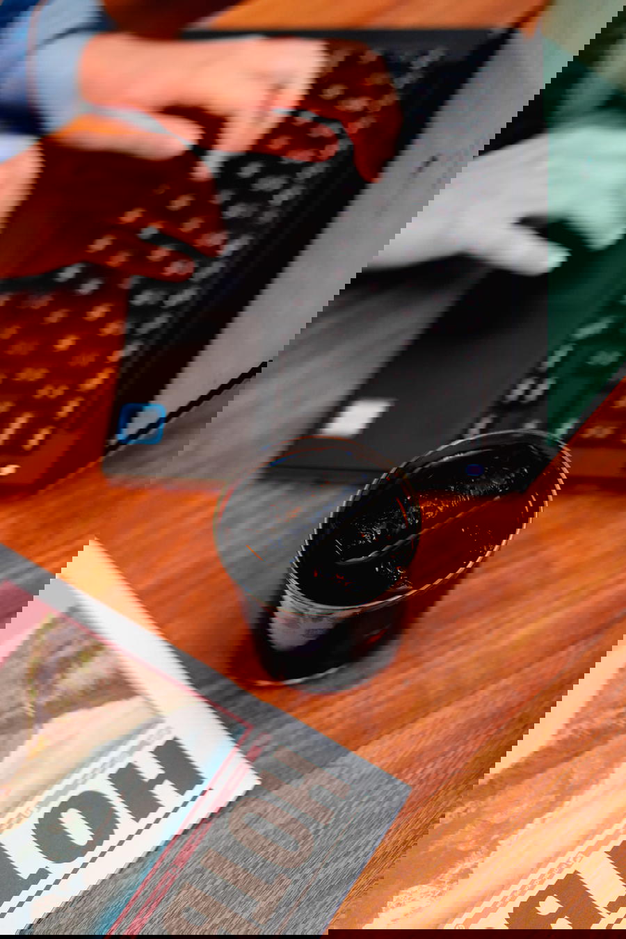 37 Ways to Stay Connected While Working Remotely