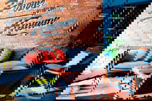 37 Ways to Stay Connected While Working Remotely