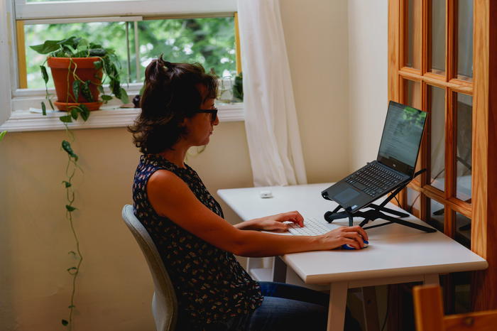 19 Tips to Improve Work-Life Balance While Working Remotely