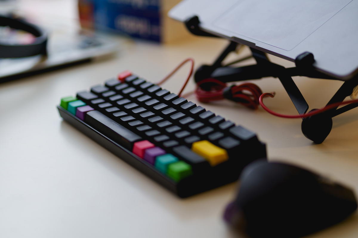 19 Tips to Improve Work-Life Balance While Working Remotely